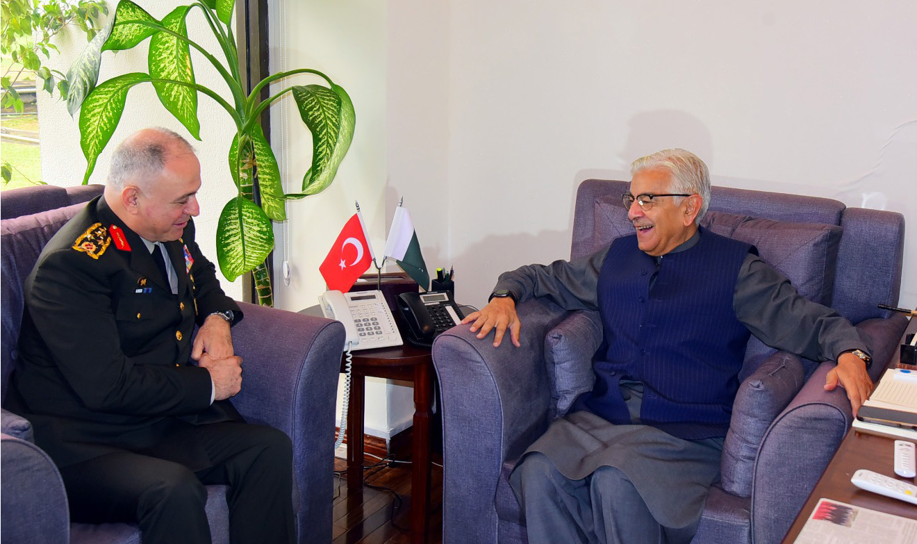 Chief of the Turkish General Staff, General Metin Gürak met Minister ...