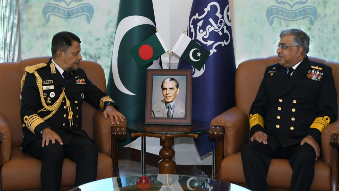Pakistan, Bangladesh Naval Chiefs discuss matters of mutual interest ...