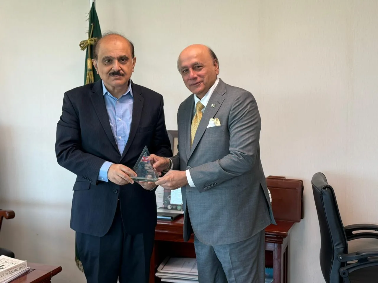 PBSA Chairman Meets Secretary Ministry of Inter Provincial Coordination ...